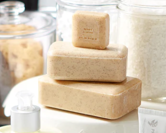 Honey Almond Soap Bar – Hartz Honey Hole